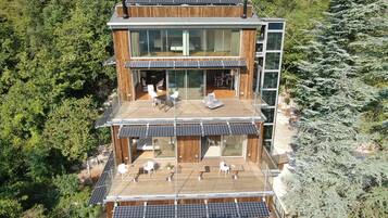 Fachada da propriedade