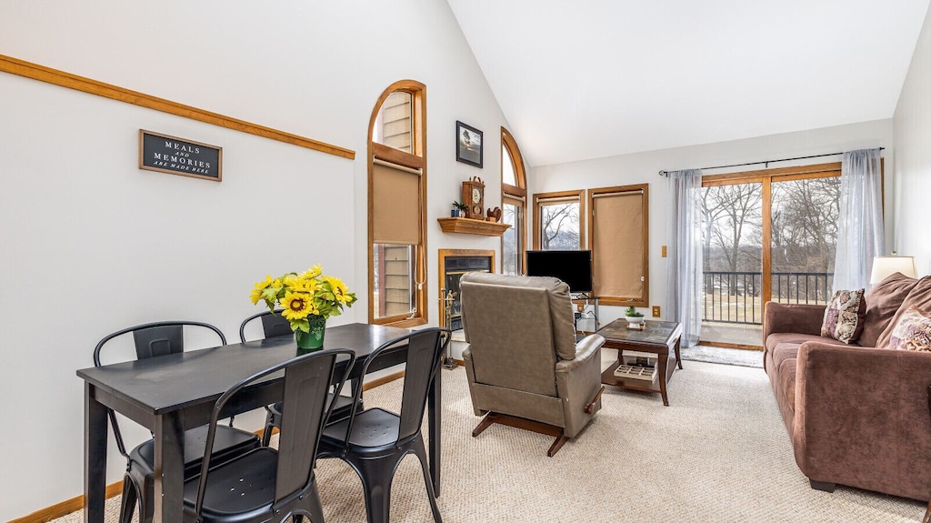 Galena Territory Retreat | 2br/2ba Townhome W/ Fireplace & Scenic Views - Illinois