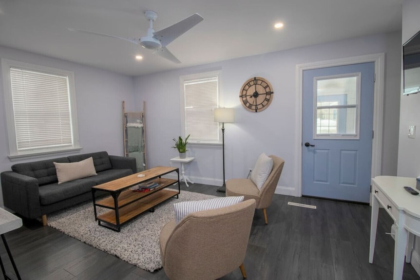 The Little Lake House-cozy 2bdrm - Midland