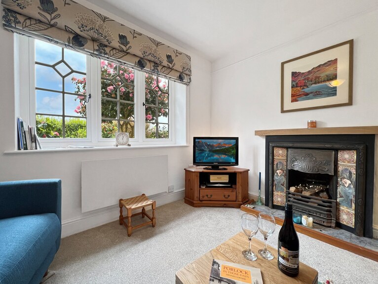 6 The Poplars, Hawkcombe - Porlock