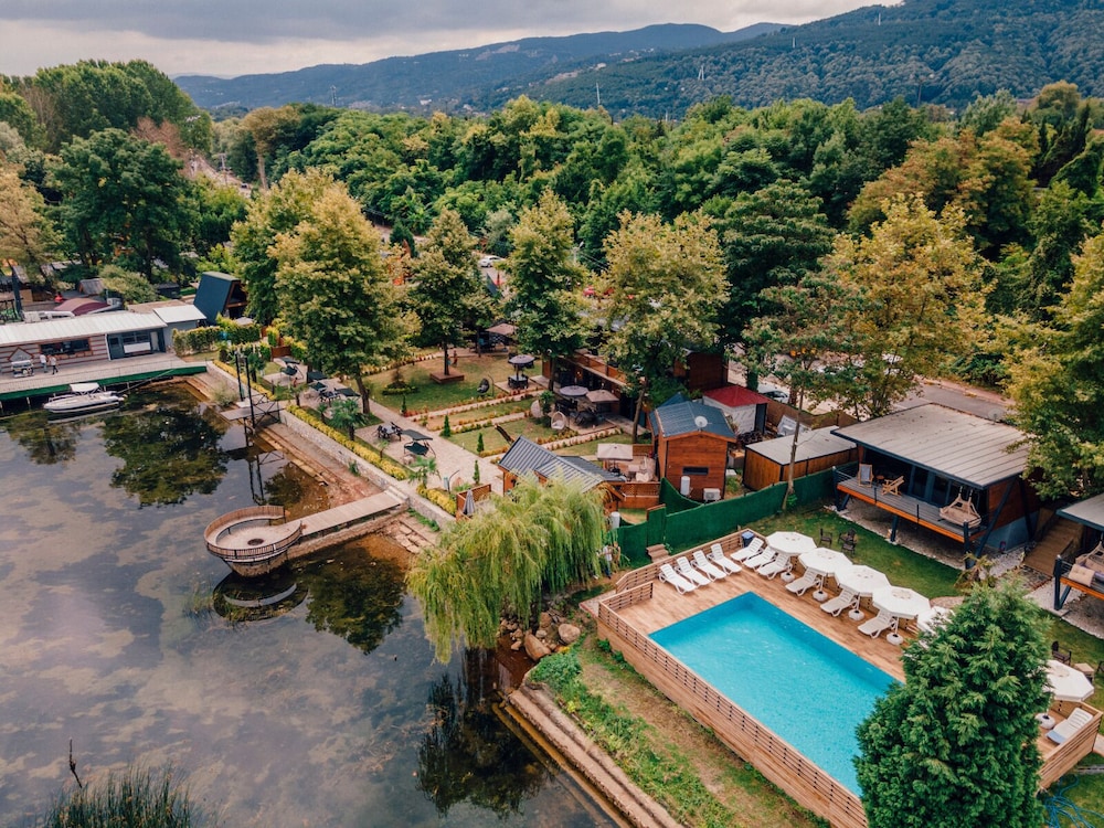Sapanca Kiyi Bungalov - Kocaeli