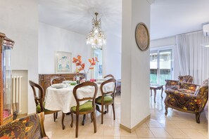 Apartamento Familiar, 1 quarto (Casa Maria Lucia Sanremo) | Sala de jantar