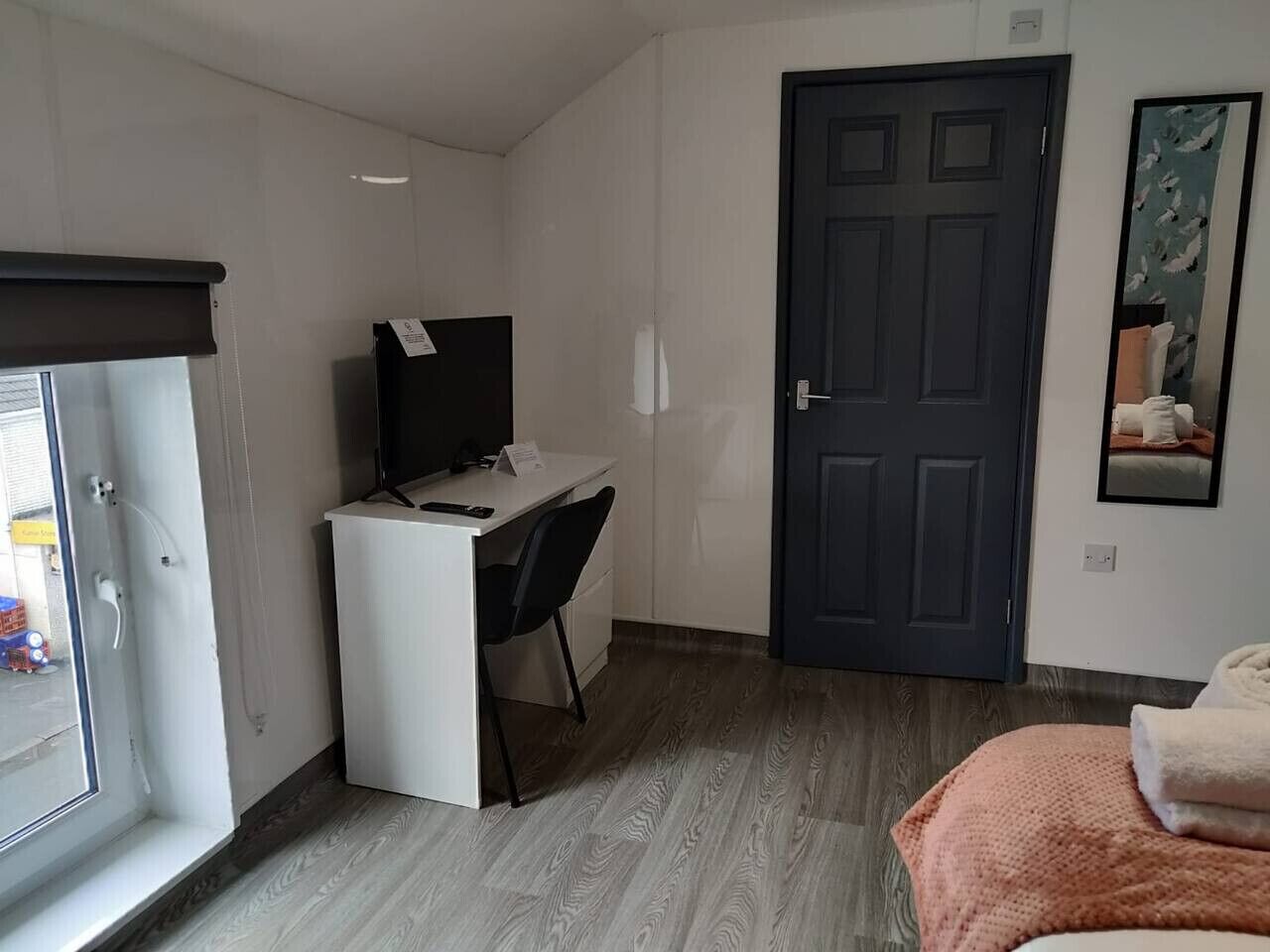 Private En-suite  Tv  Fridge  Microwave - Port Talbot