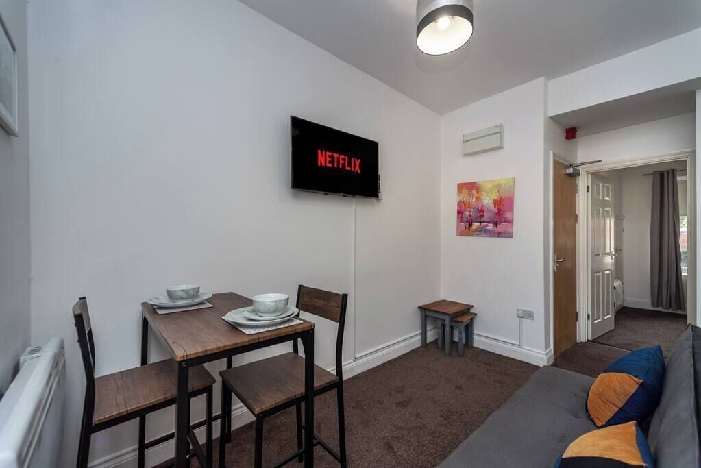 Contractor Room  Kitchen  Central Spot - Port Talbot