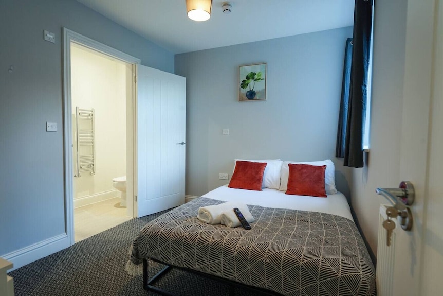 Contractor Stay 2 Bed 2 En-suites - Swansea