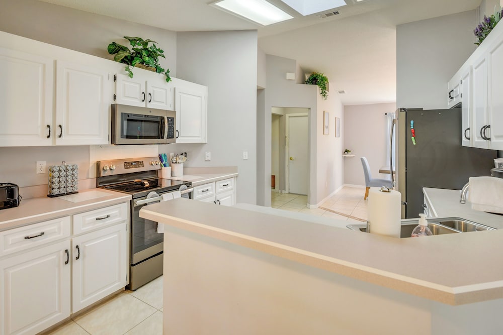 Private Pool & Park Access: Cozy South Daytona Gem - Daytona Beach