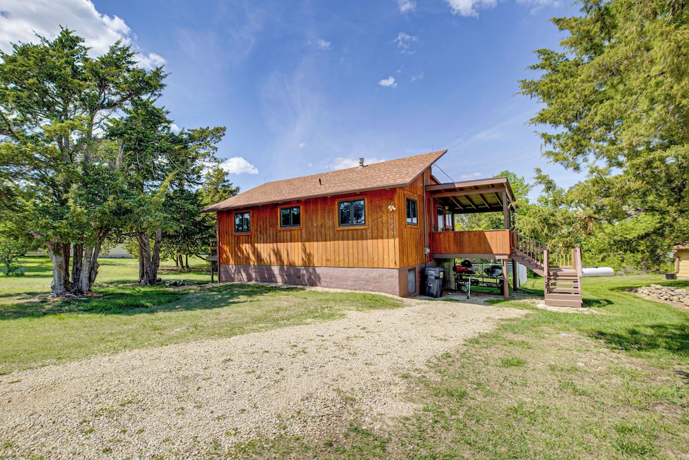 < 1 Mi To Tuttle Creek Lake: Cabin W/ 2 Kayaks! - Tuttle Creek Lake, KS