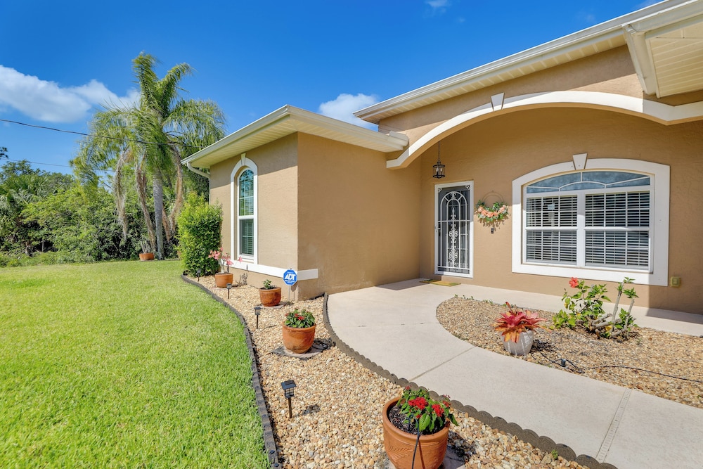 Screened Patio & Canal Views: Home In North Port! - Punta Gorda, FL