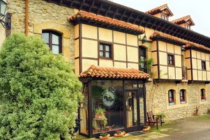 Fachada da propriedade