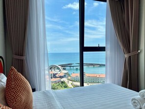 Apartamento Familiar, vista para o oceano | Roupa de alta qualidade, camas de colchão viscoelástico 