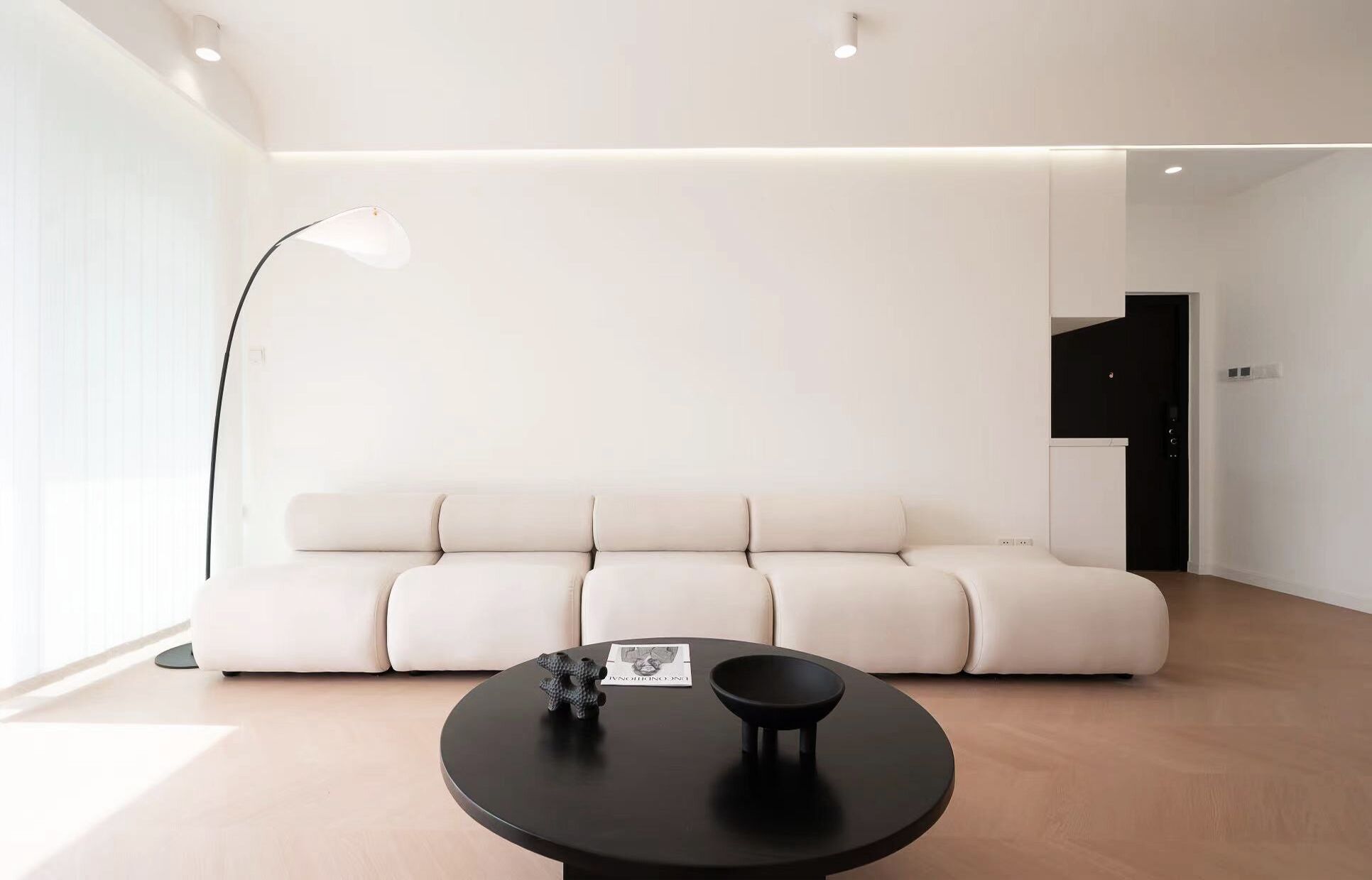 Eastern Hub - Cream Stylish 3bedroom Apartment Near Xintiandi, Subway - Shanghai