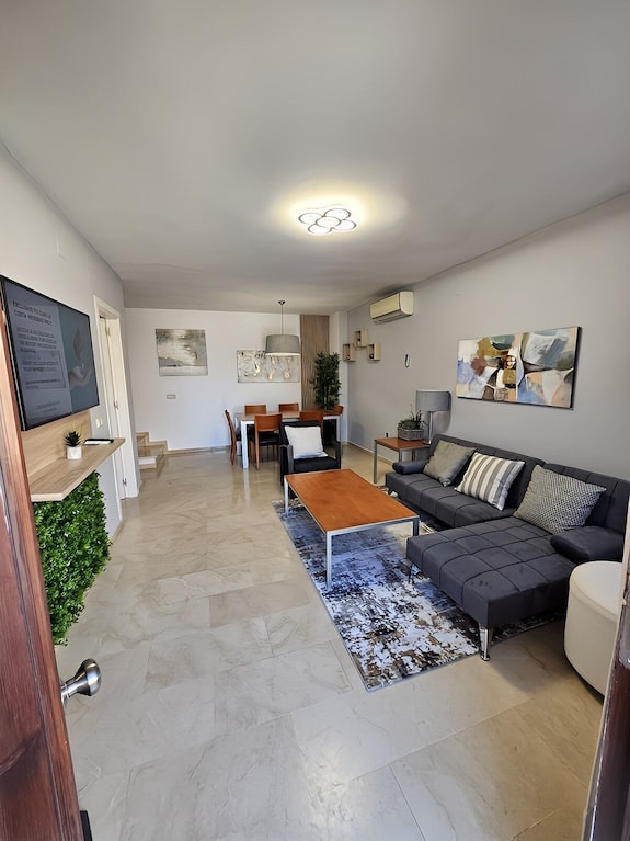 Charming 2-bedroom Chalet With Ac, Wifi In Wonderful Málaga - Mijas