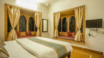 Quarto Básico | Secretária, secretária adequada para computadores portáteis