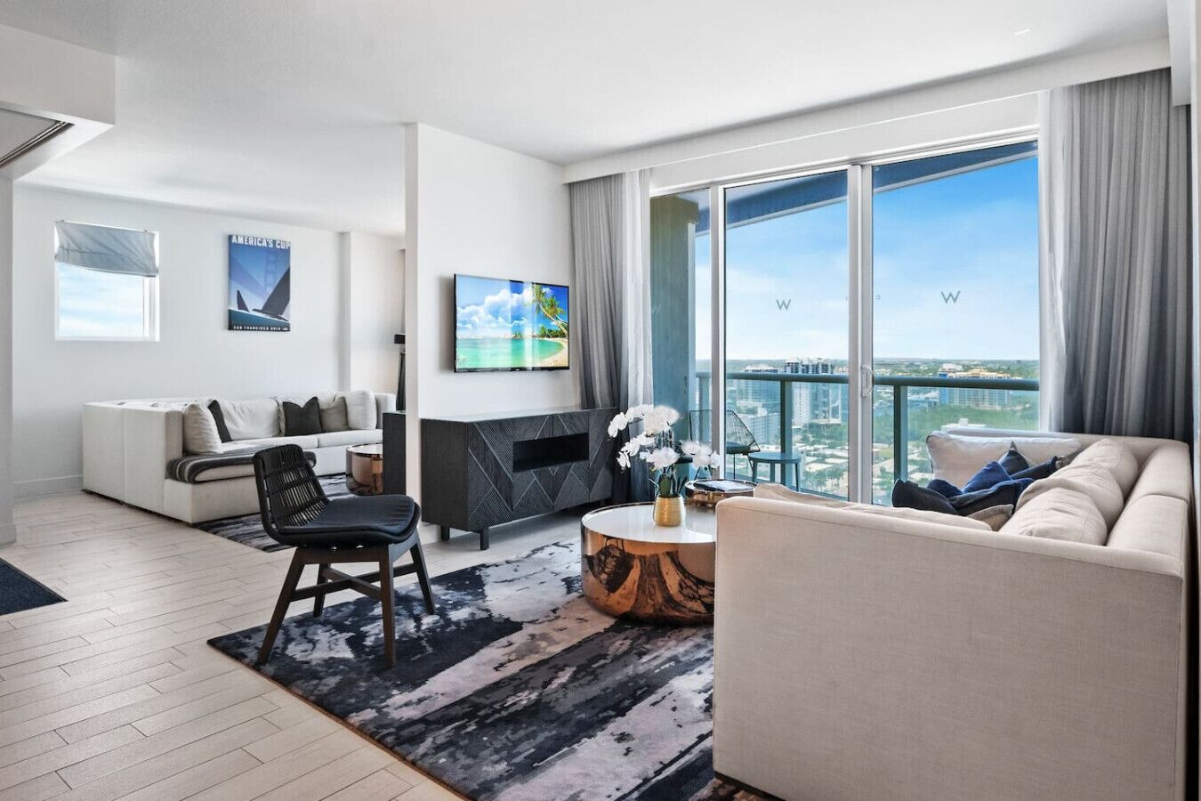 W Residence Penthouse 2br + Den | Ocean Views - Fort Lauderdale, FL