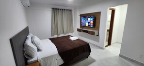 Apartamento família, 2 quartos, cozinha | 2 quartos, escrivaninha, ferros/tábuas de passar roupa