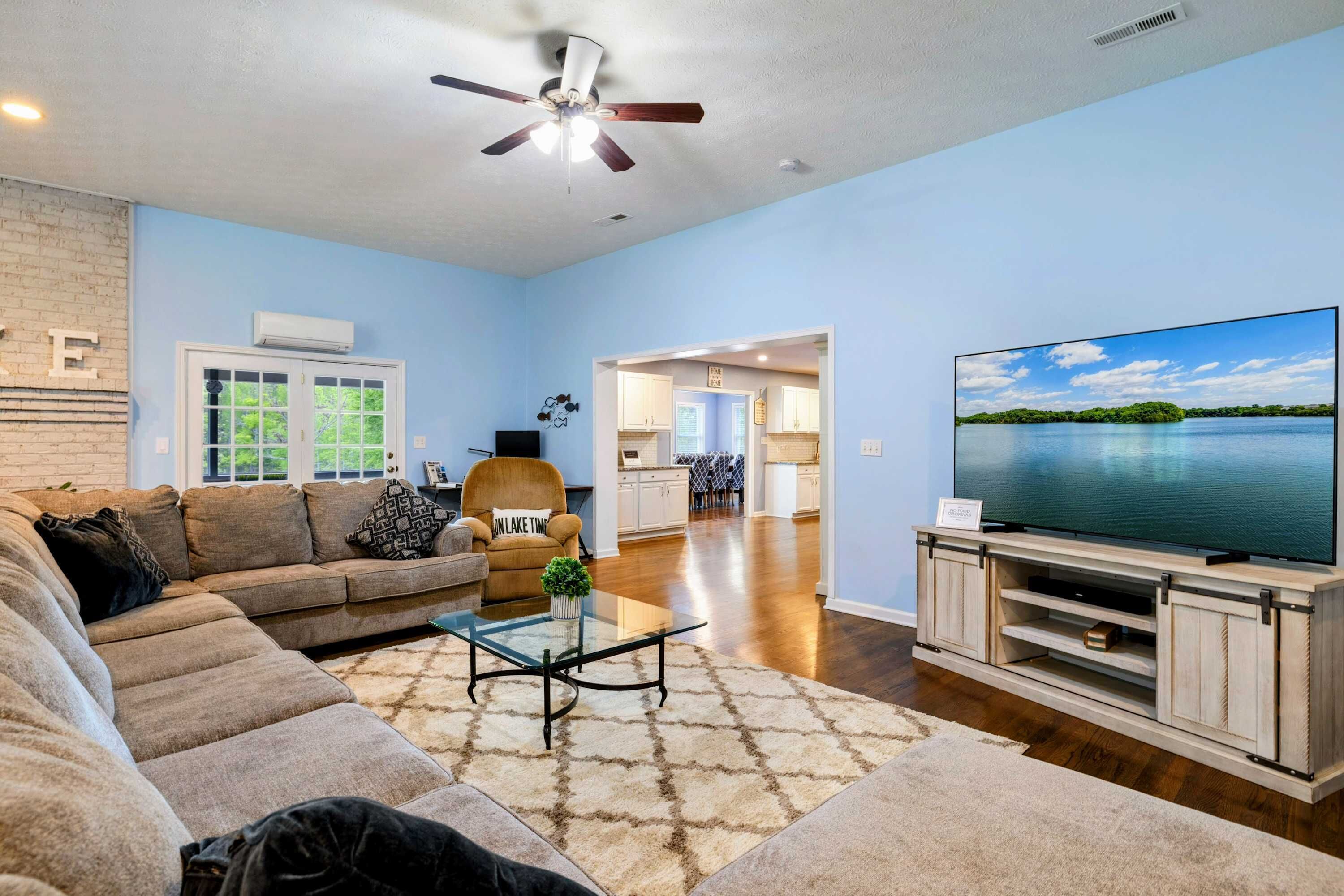 8br Lakefront Retreat, Pool, Boat Dock, Hot Tub - 안나 호