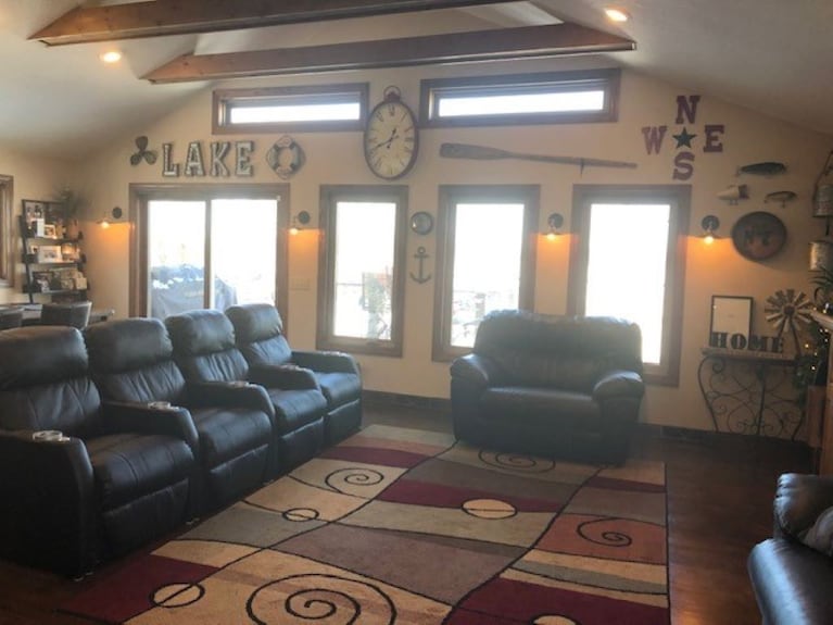 3 Bedroom, 2 Full Bath Lake House Within Minutes Of Erin Hills Golf Course! - Hartford, WI