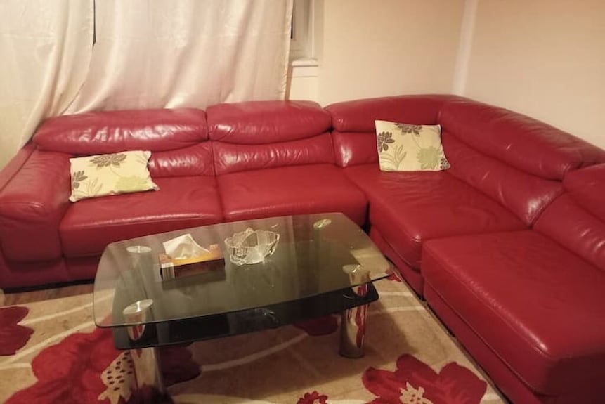 Kaffuhsmartt: Peaceful Family Retreat Near Shops & Transit - Paisley