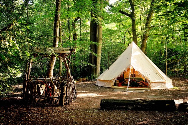 Romantic Glamping Woodland Escape, No Deposit - Highclere