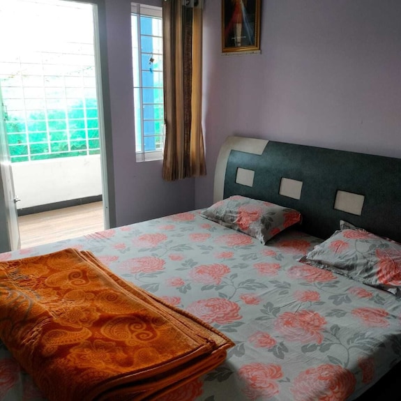 Charming 4-bedroom Cottage In Quaint Kotagiri With Wifi - Kerala