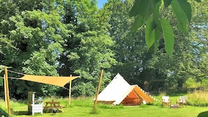 Tenda | Exterior