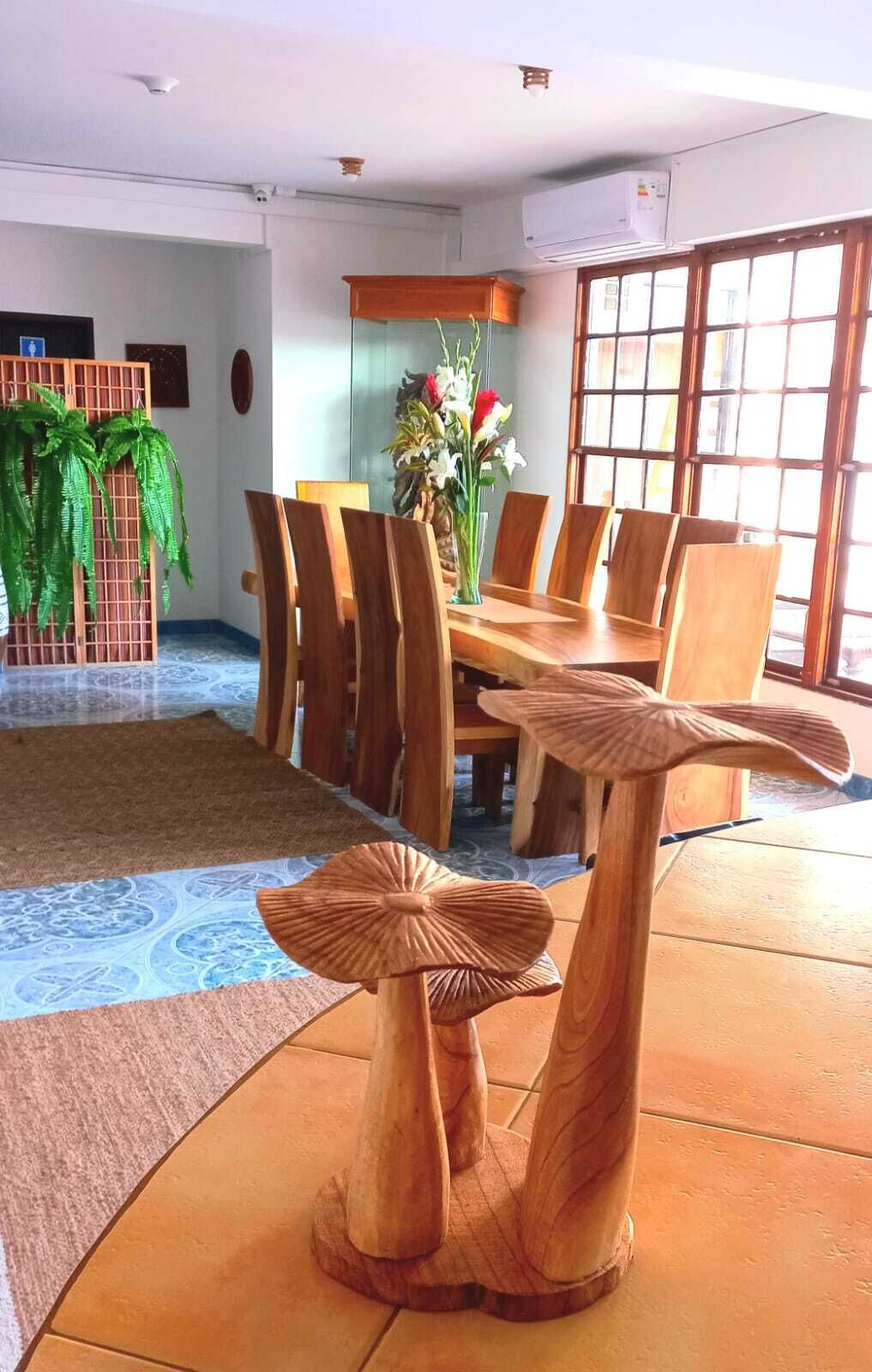 Suite-Estúdio Executiva | Sala de estar | Televisor, piso aquecido 