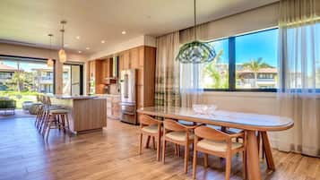 Condo (6 Bedrooms) | Opções para refeição