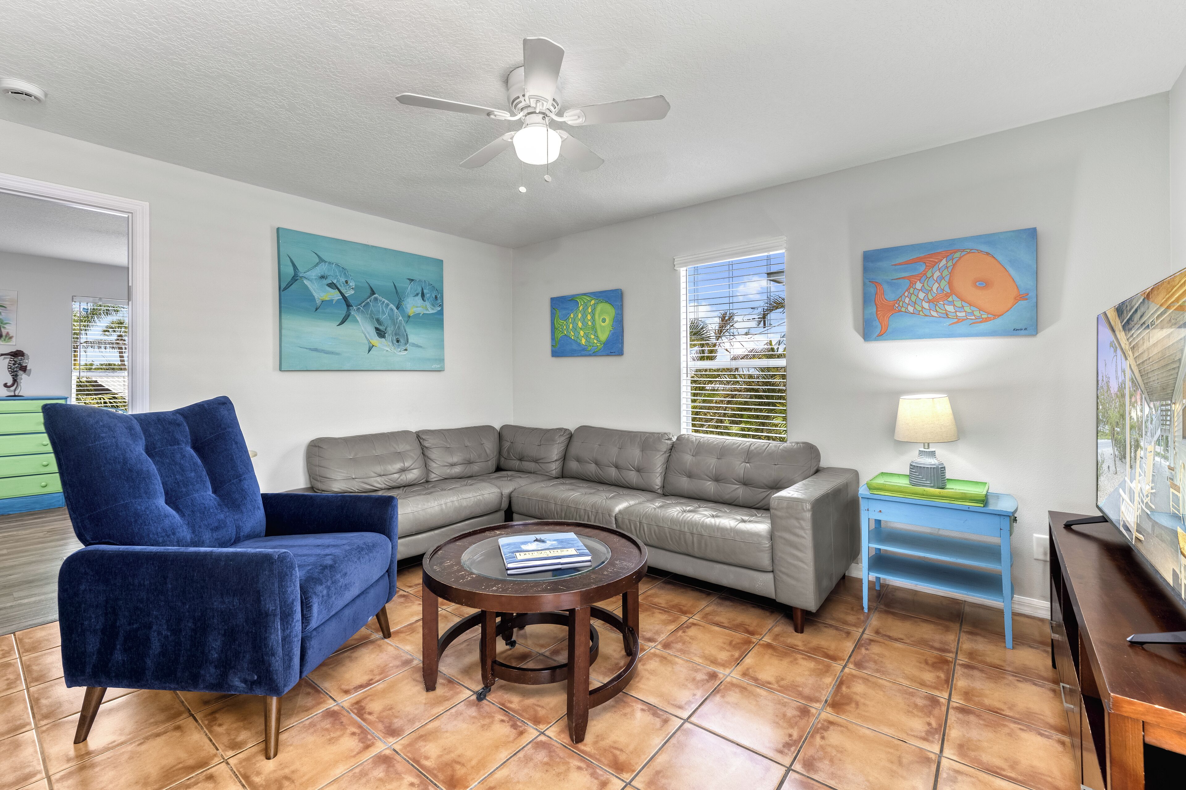 Pet-friendly, Pool, Walk To The Holmes Beach With Incredible Sunsets - Holmes Beach, FL