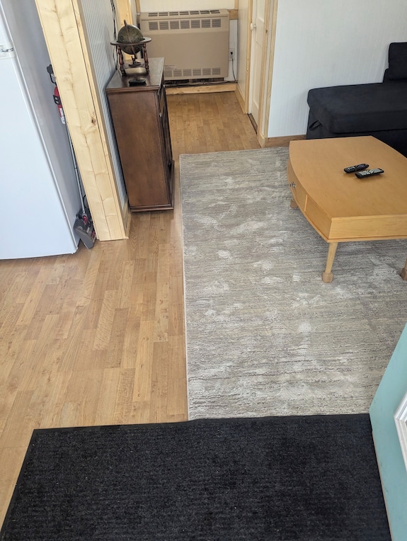 Romantic Secluded Cabin 30+ Acres On The Middle Branch Of Escanaba River. - Michigan