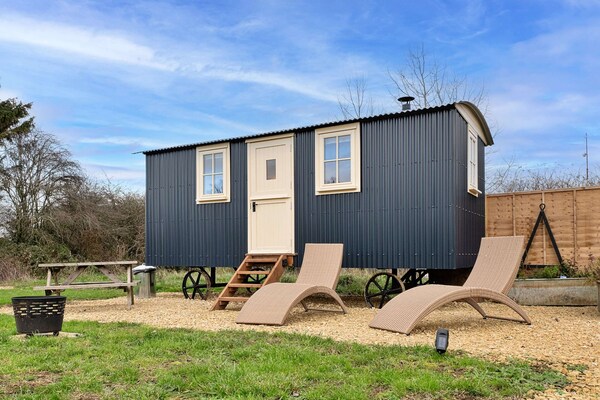 Glamping In Northamptonshire Near Cotswolds - Buckinghamshire