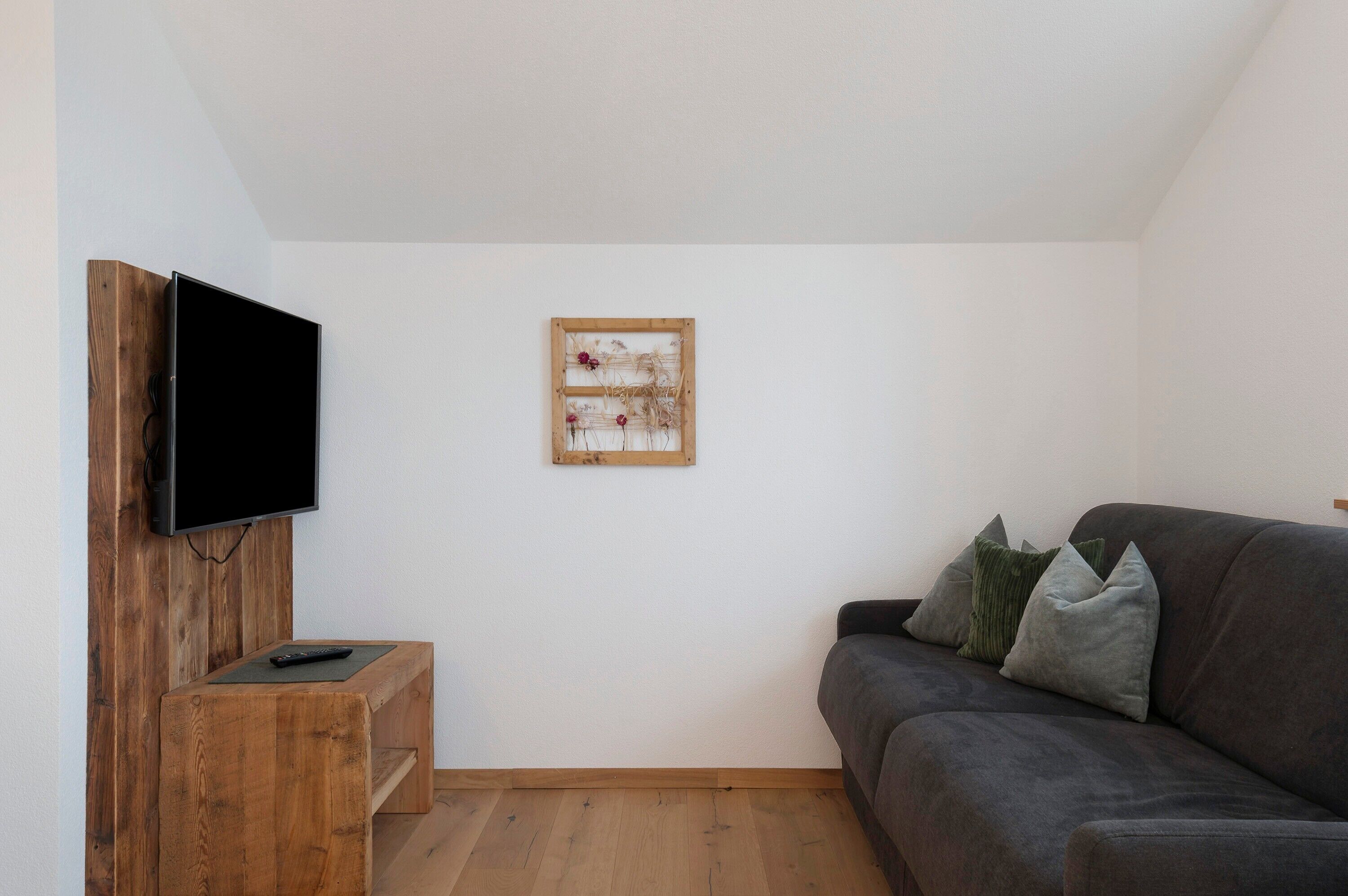 Apartment 'Prielerhof Sunrise' With Mountain View, Private Terrace And Wi-fi - Bruneck