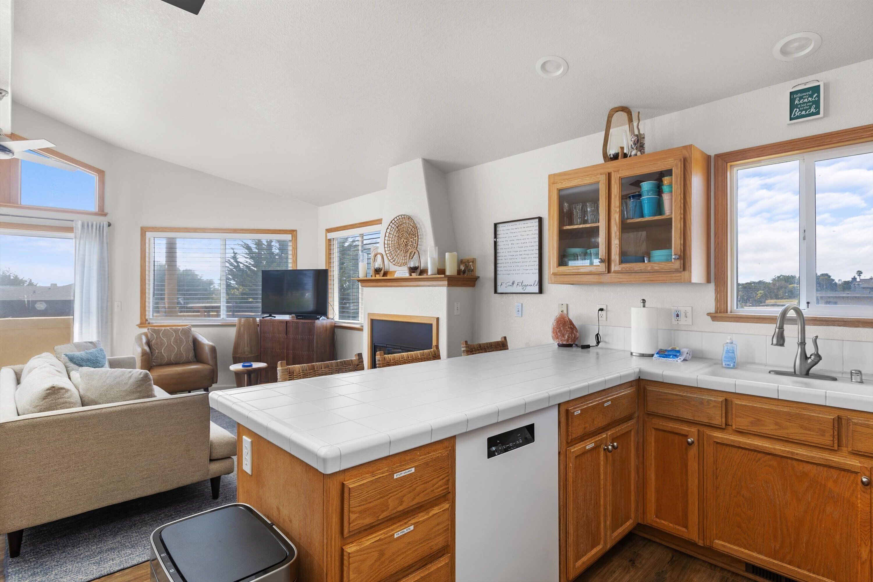 Pet Friendly-ocean View Pacific Breeze - Cambria, CA