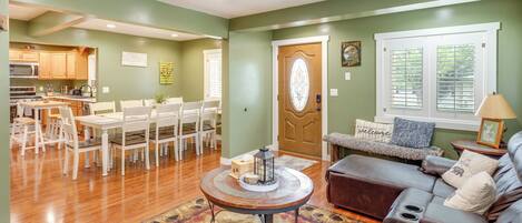 Casa (Multiple Bedrooms) | Interior