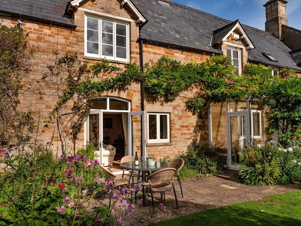 Cottage In Kingham With Private Pool Access - Kingham