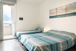 Residence La Quercia-Two-room apartment B5*++ for 5 people with sea ...