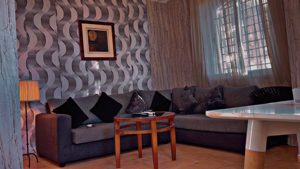 Charming 1-bedroom Apartment With Wifi, Ac In Enchanting Amman - Amman