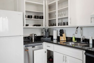 Apartamento Familiar, 2 quartos, cozinha, vista para a montanha | Cozinha privada