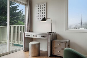 Apartamento família, 2 quartos, cozinha, vista para a montanha | Ferros/tábuas de passar roupa, Wi-Fi de cortesia