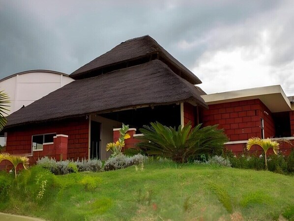 Fachada da propriedade