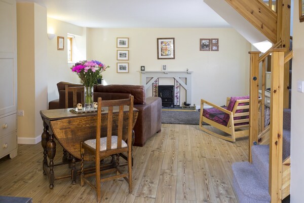 One-bedroom Cottage In Llangollen, No Deposit - Llangollen