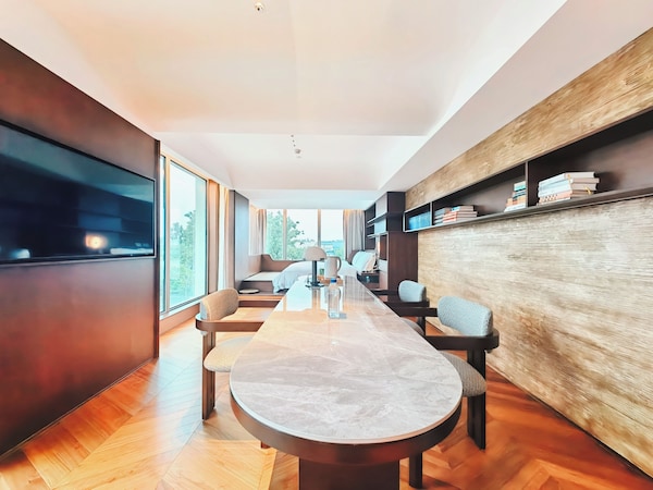 The Purple Horse Hotel - Beijing