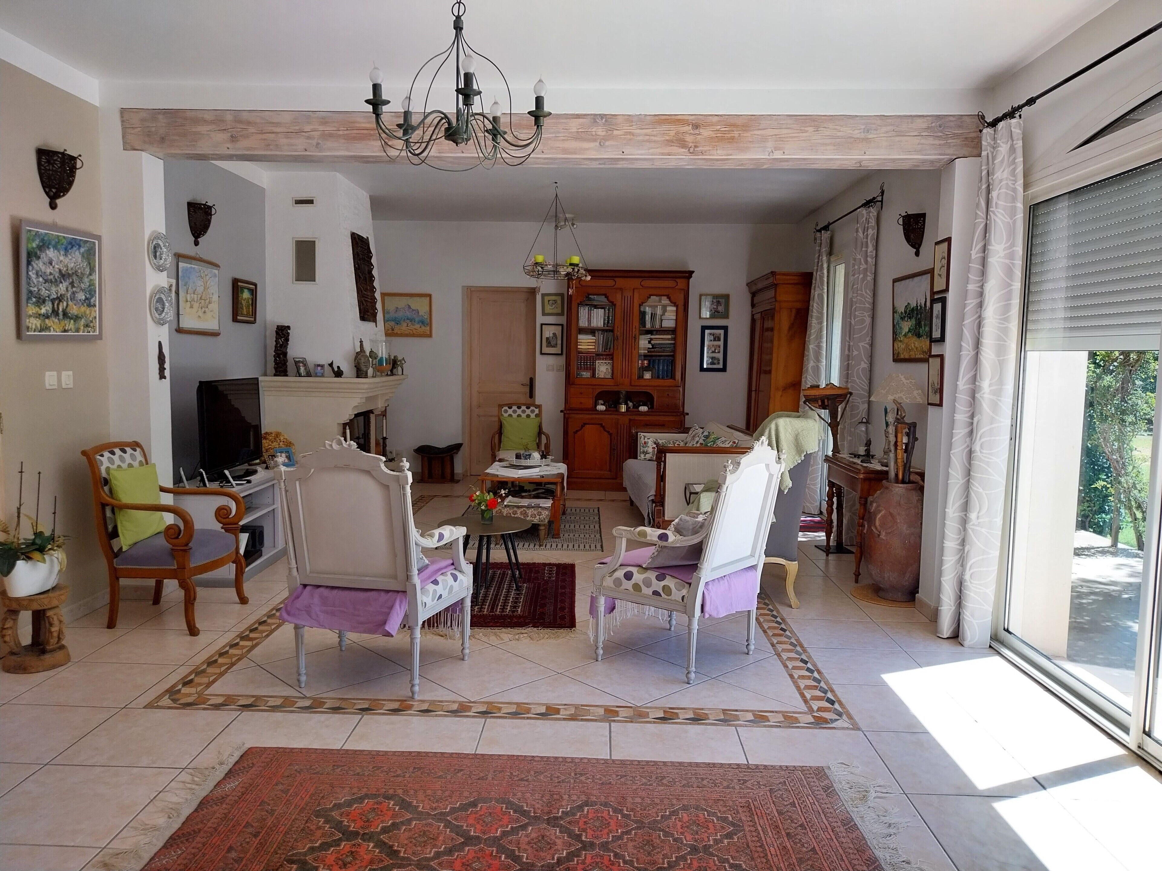 Beautiful Villa, Green Setting With Swimming Pool, Quiet 800m From The Center - Les Baux-de-Provence