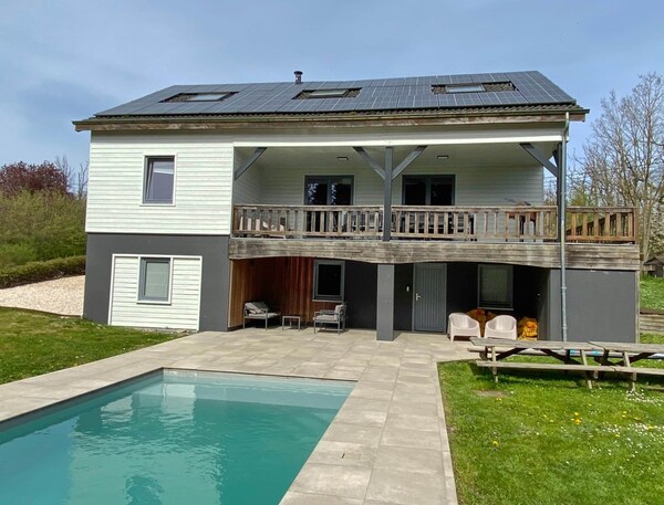 Holiday Home In Heure With Pool & Sauna - Somme-Leuze