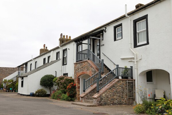 Cottage On Solway Coast With Stunning Firth Views - Silloth