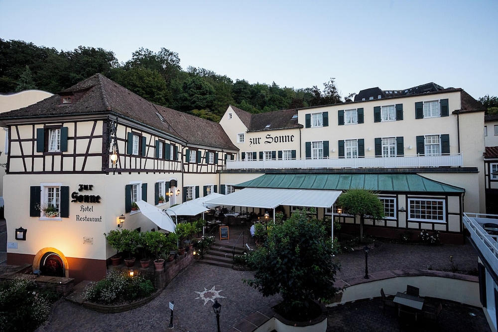 Zur Sonne Romantik Hotel & Restaurant - Müllheim