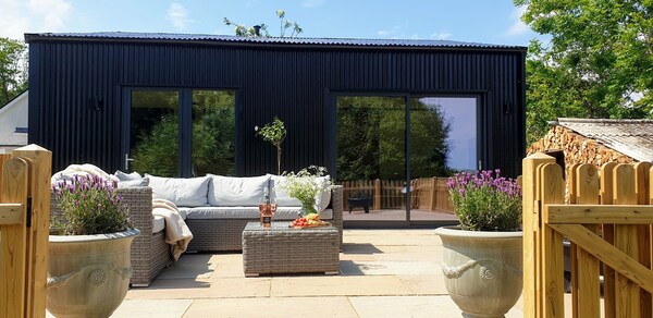 Beautiful And Spacious Cottage In Balsham, No Deposit - Hertfordshire