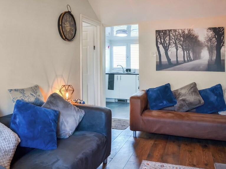 2 Bedroom Accommodation In Bridlington - Bridlington