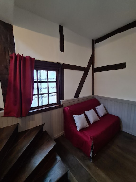 16th-century Spanish House - Revin