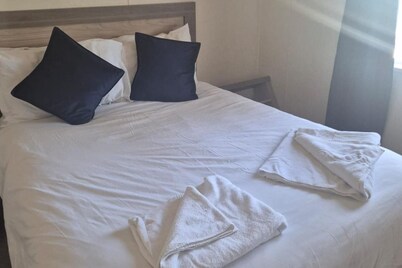 Sea Breeze Villa Near to Newquay Sleeping 6 Guests