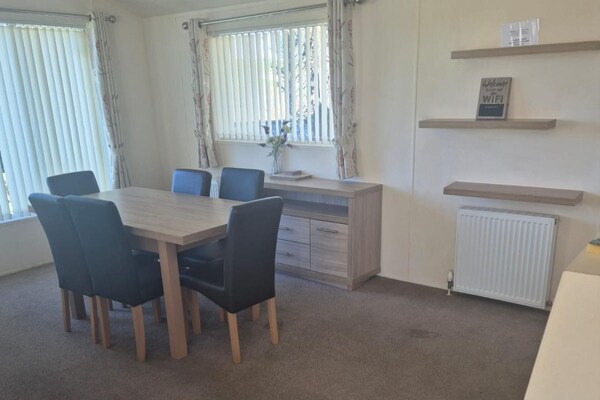 Sea Breeze Villa Near To Newquay Sleeping 6 Guests - Newquay